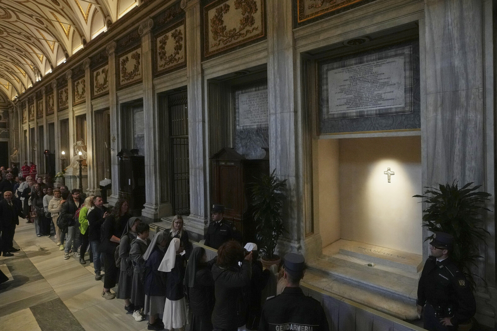 Crowds Gather at Pope Francis' Grave in Rome's Santa Maria Maggiore ...