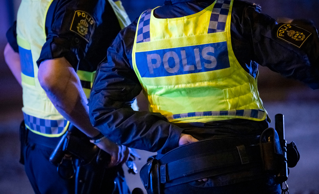 Prosecuted for Attempted Murder of Police Officer | Sweden Herald