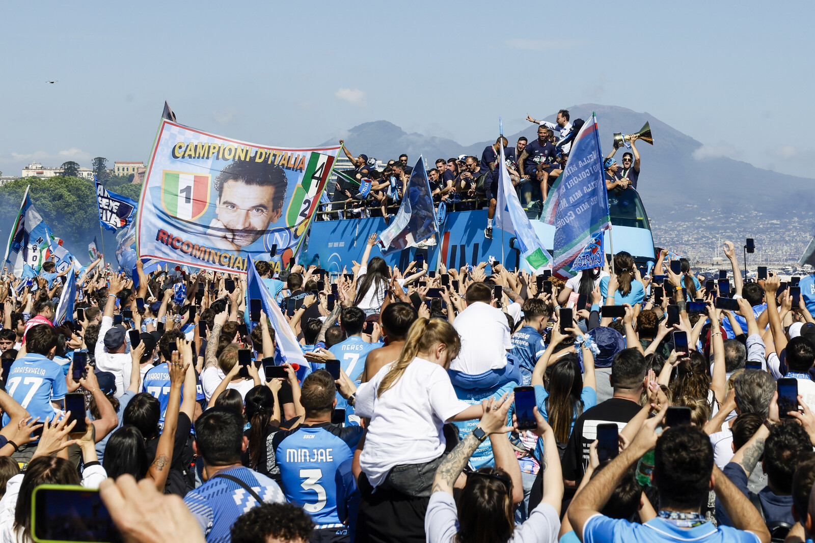 Napoli Celebrates Serie A Win with 200,000 Fans in Naples Parade ...