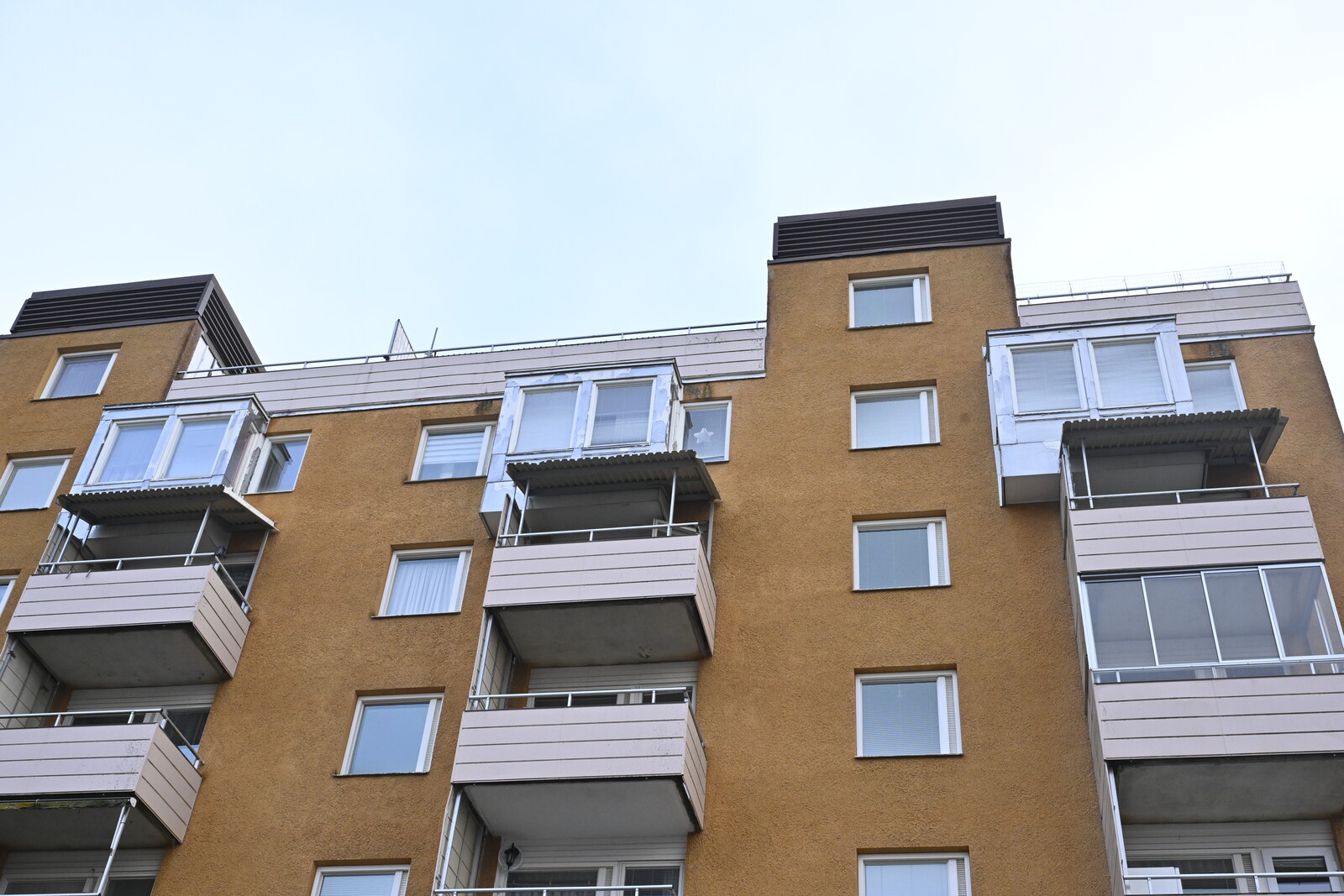 10,000 Children Homeless in Sweden: Calls for Urgent Housing Reforms ...