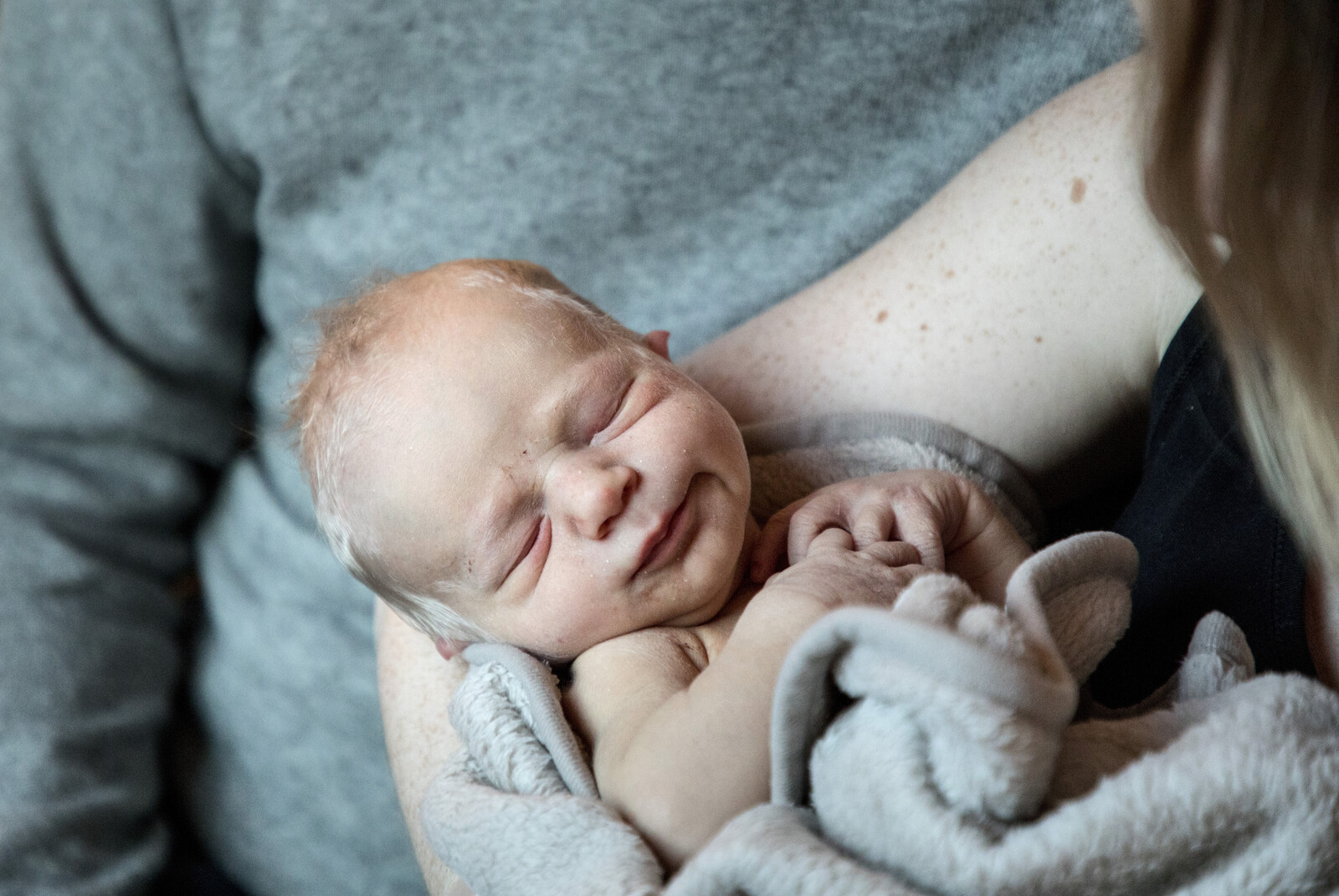 Research highlights risks for surrogate mothers | Sweden Herald