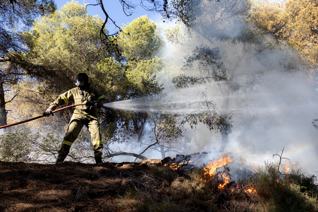 Difficult fires on Kos under control | Sweden Herald