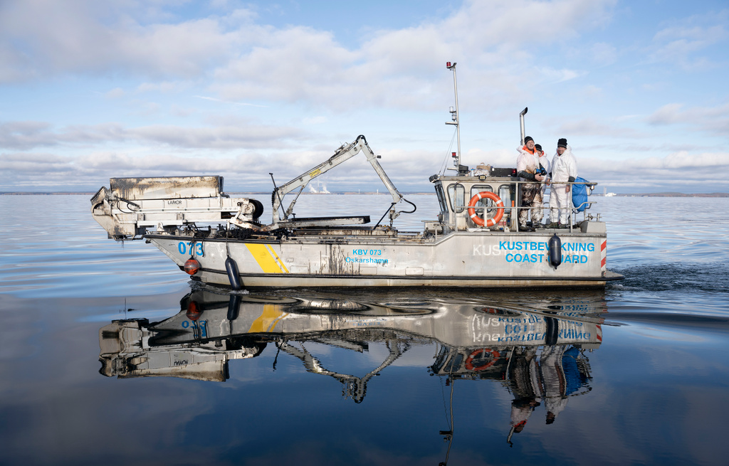 The Coast Guard is Recruiting Over 100 New Employees | Sweden Herald
