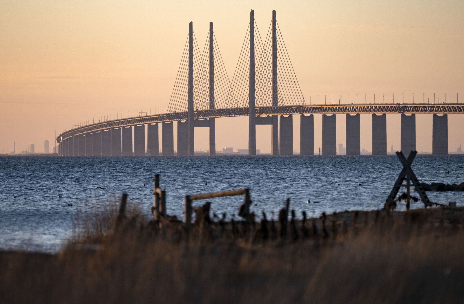 Öresund Bridge: World's Most Expensive Crossing at 750 Kronor | Sweden ...
