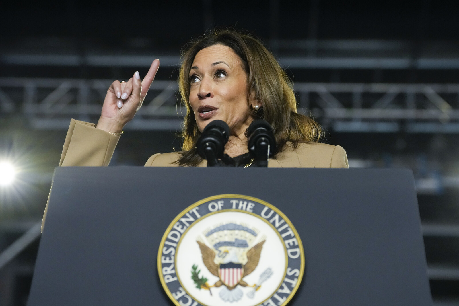 Doctor: Harris has "excellent health" | Sweden Herald