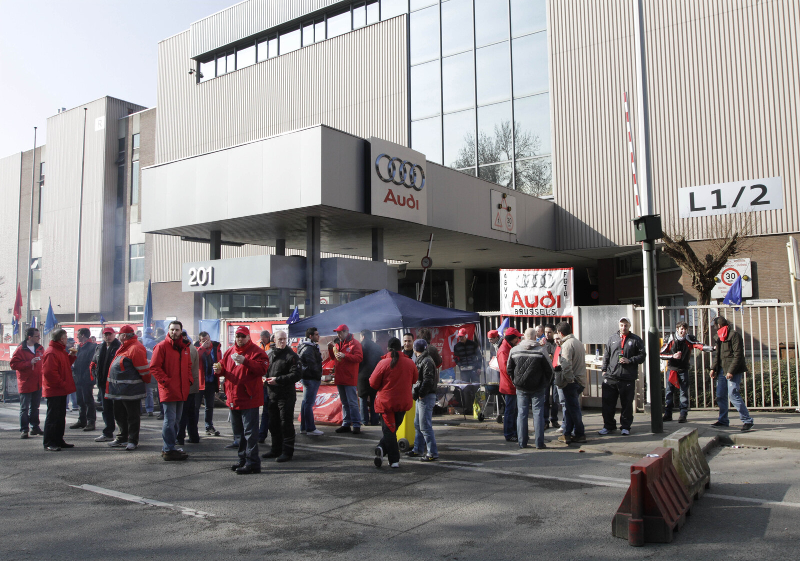 Protest strike as Audi closes electric car factory | Sweden Herald