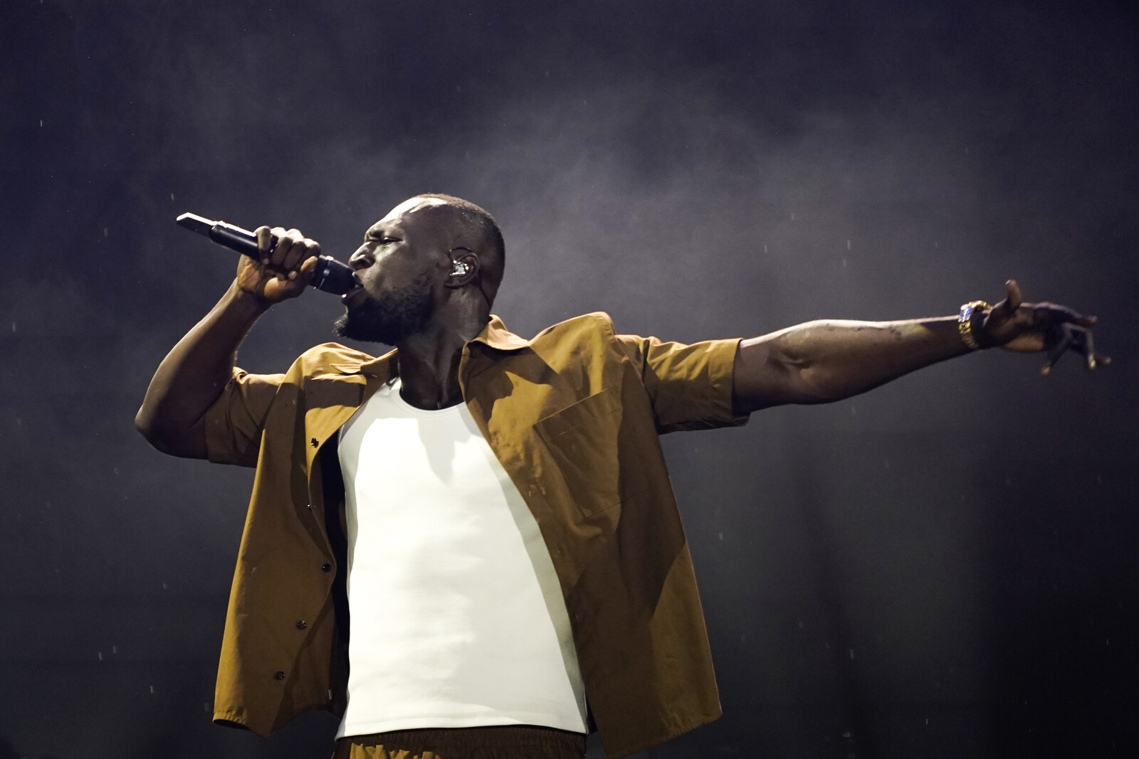 Rapper stopped in Rolls-Royce – talked on mobile | Sweden Herald