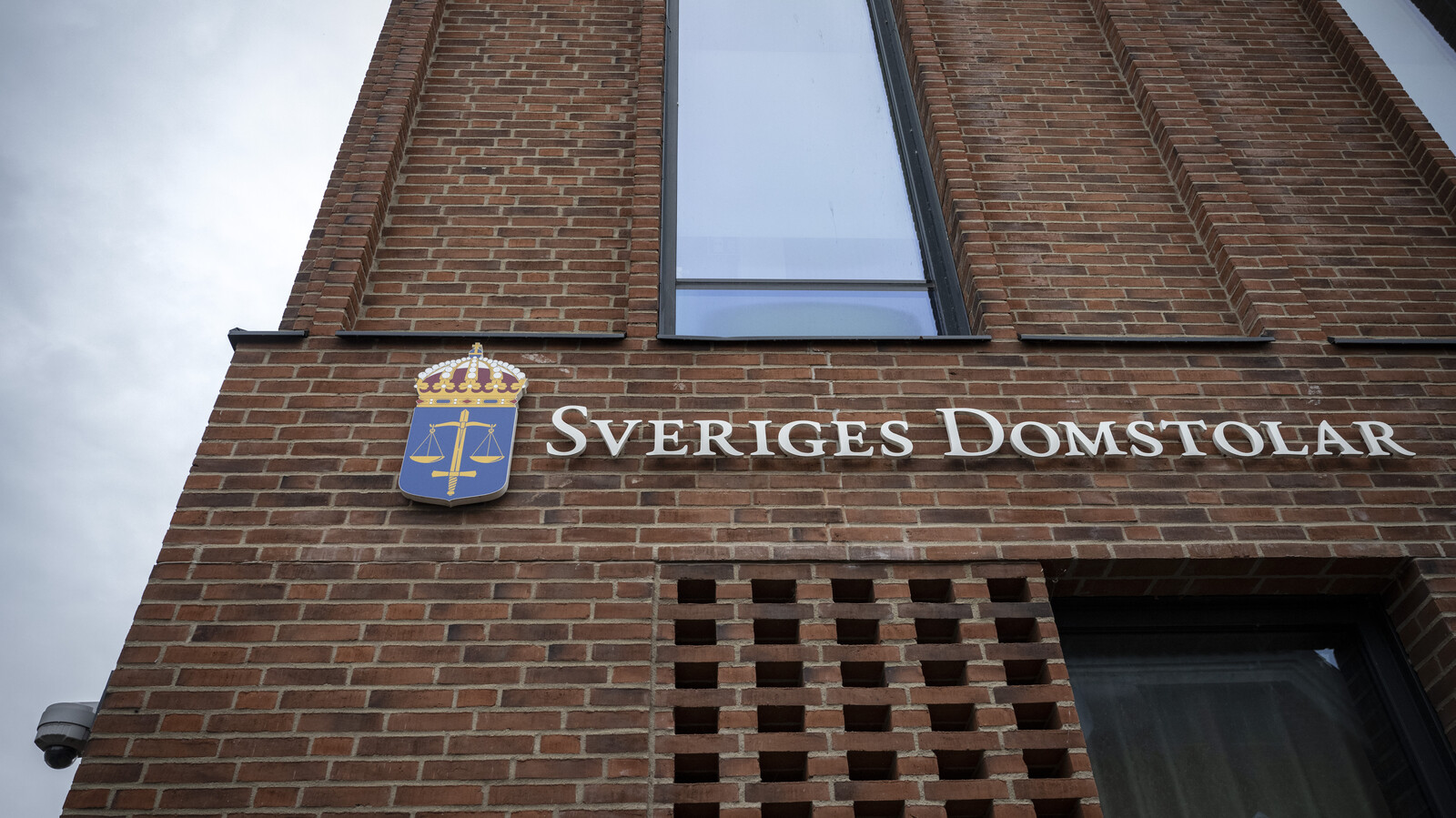 Daughter kept hidden – parents take legal action in court | Sweden Herald