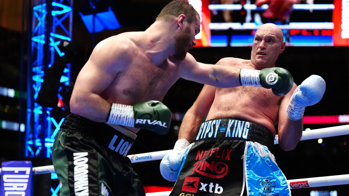 Tyson Fury wins unanimous decision in comeback against Arslanbek ...