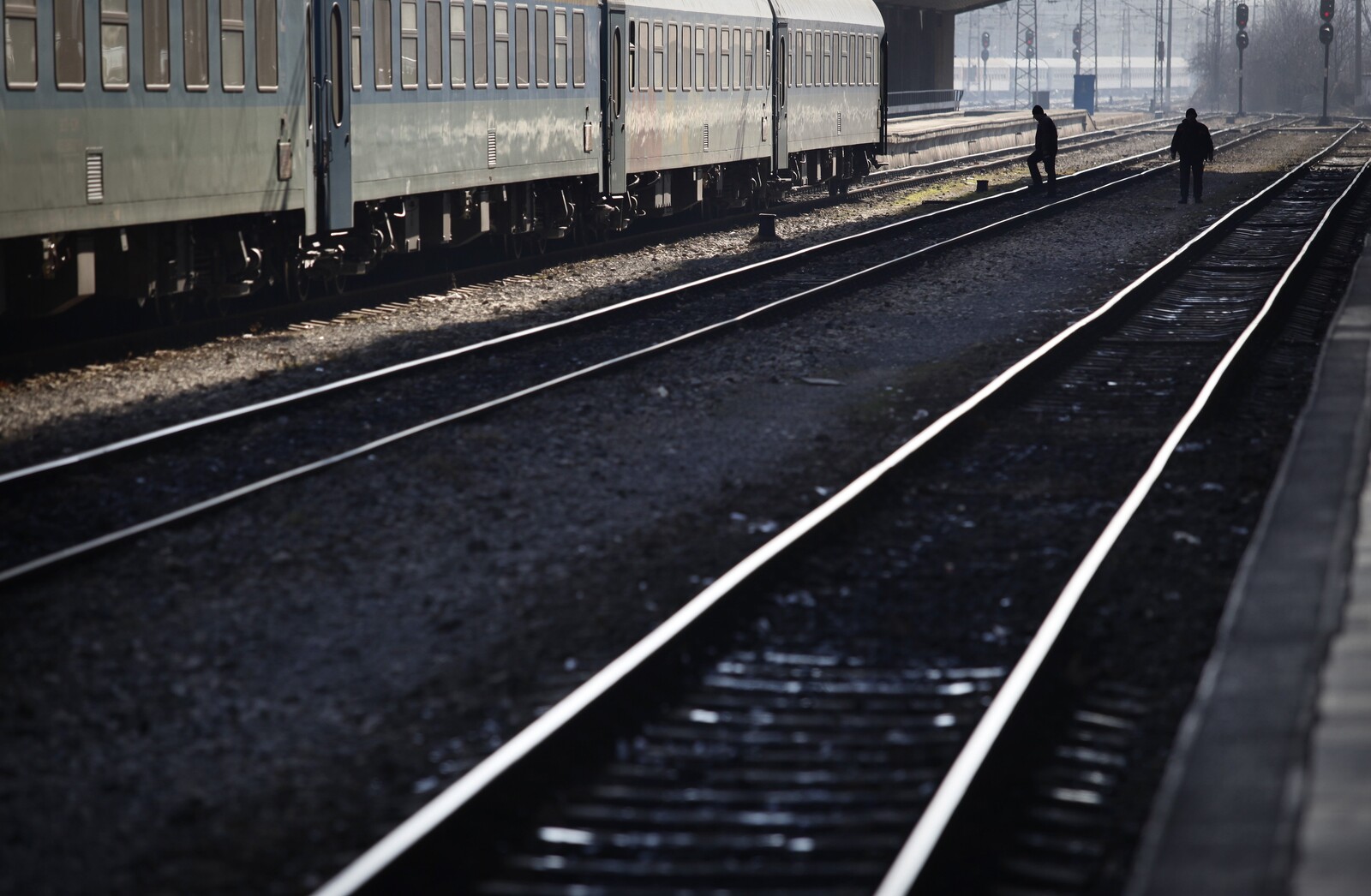 Homeless people die in fire at train station in Sofia | Sweden Herald