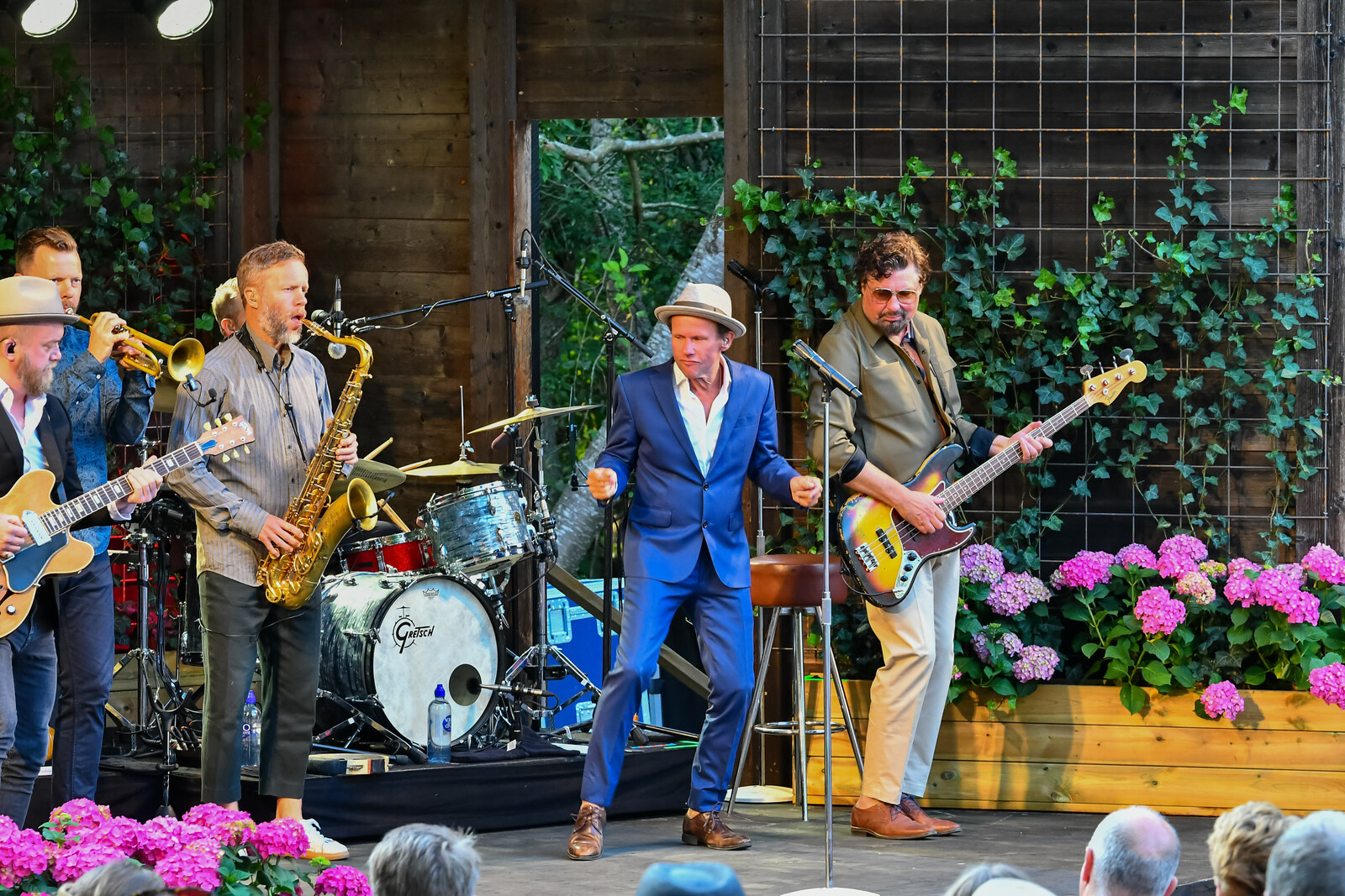 Bo Kaspers Orkester Marks 35 Years with Stockholm Jubilee Show | Sweden ...