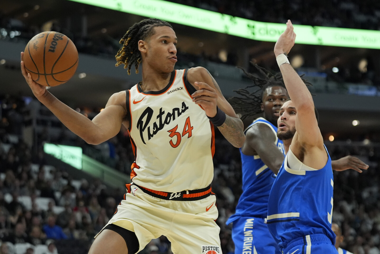 Swedish Rookie Bobi Klintman Shines with First NBA Points | Sweden Herald