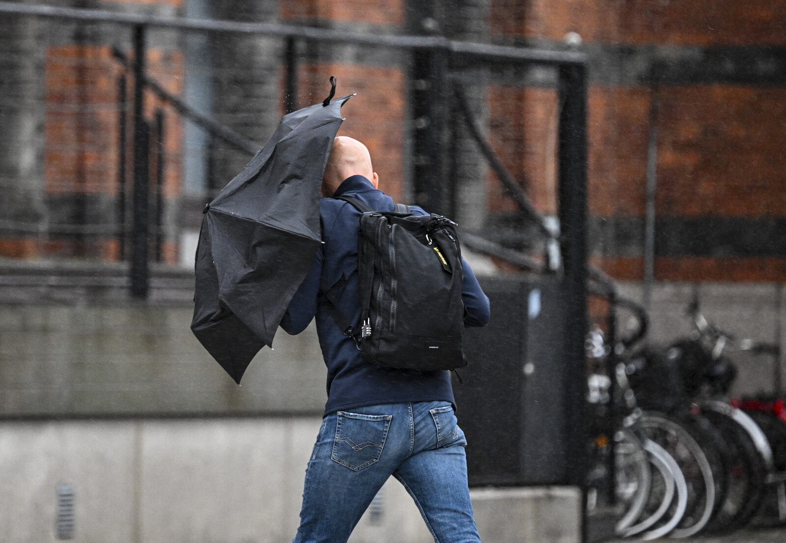 Floris Storm Warning Issued for Sweden's West Coast by SMHI | Sweden Herald