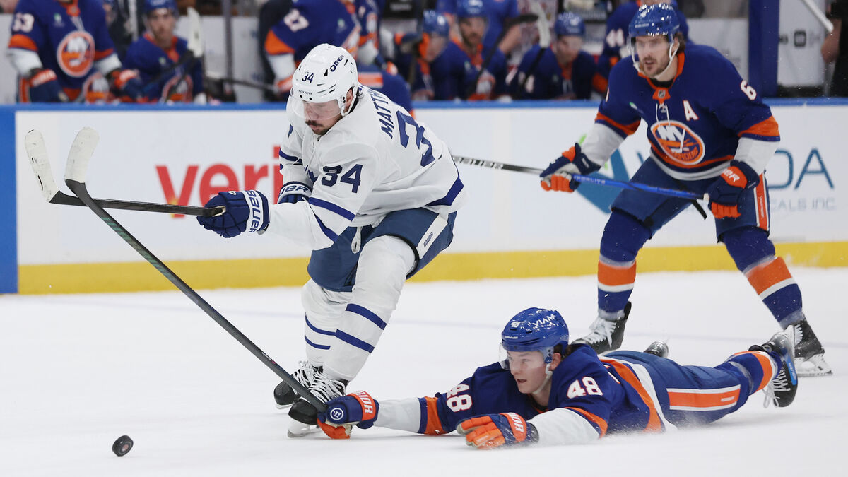 Auston Matthews breaks Mats Sundin's Maple Leafs goal record | Sweden ...