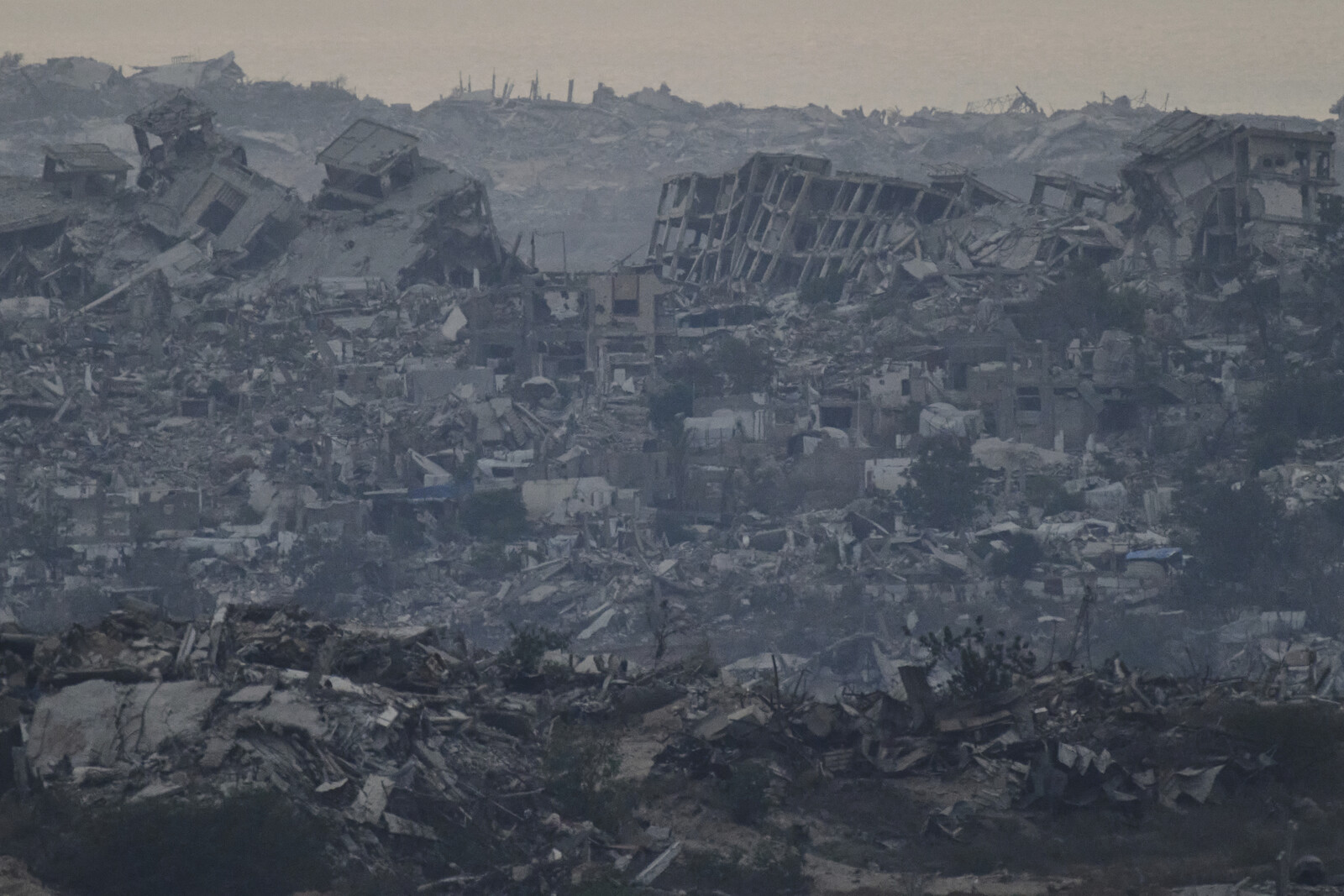 Deadly Incidents During Aid Distribution in Gaza | Sweden Herald