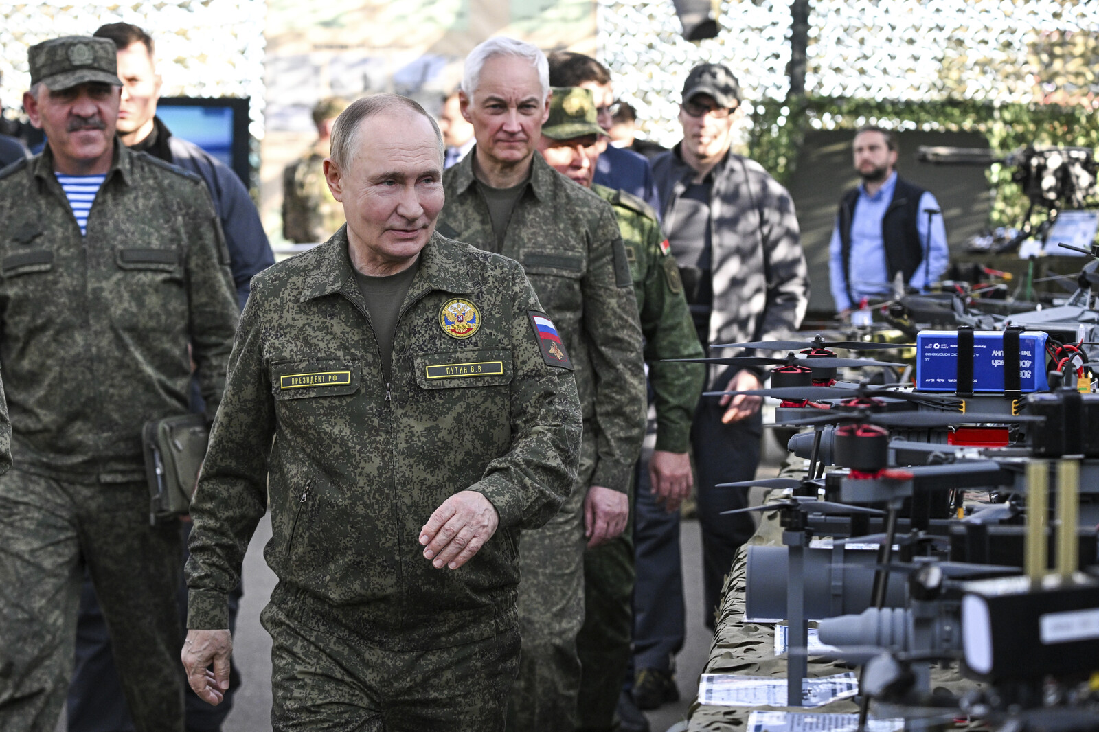 Putin Observes Zapad Military Exercise with 100,000 Troops | Sweden Herald