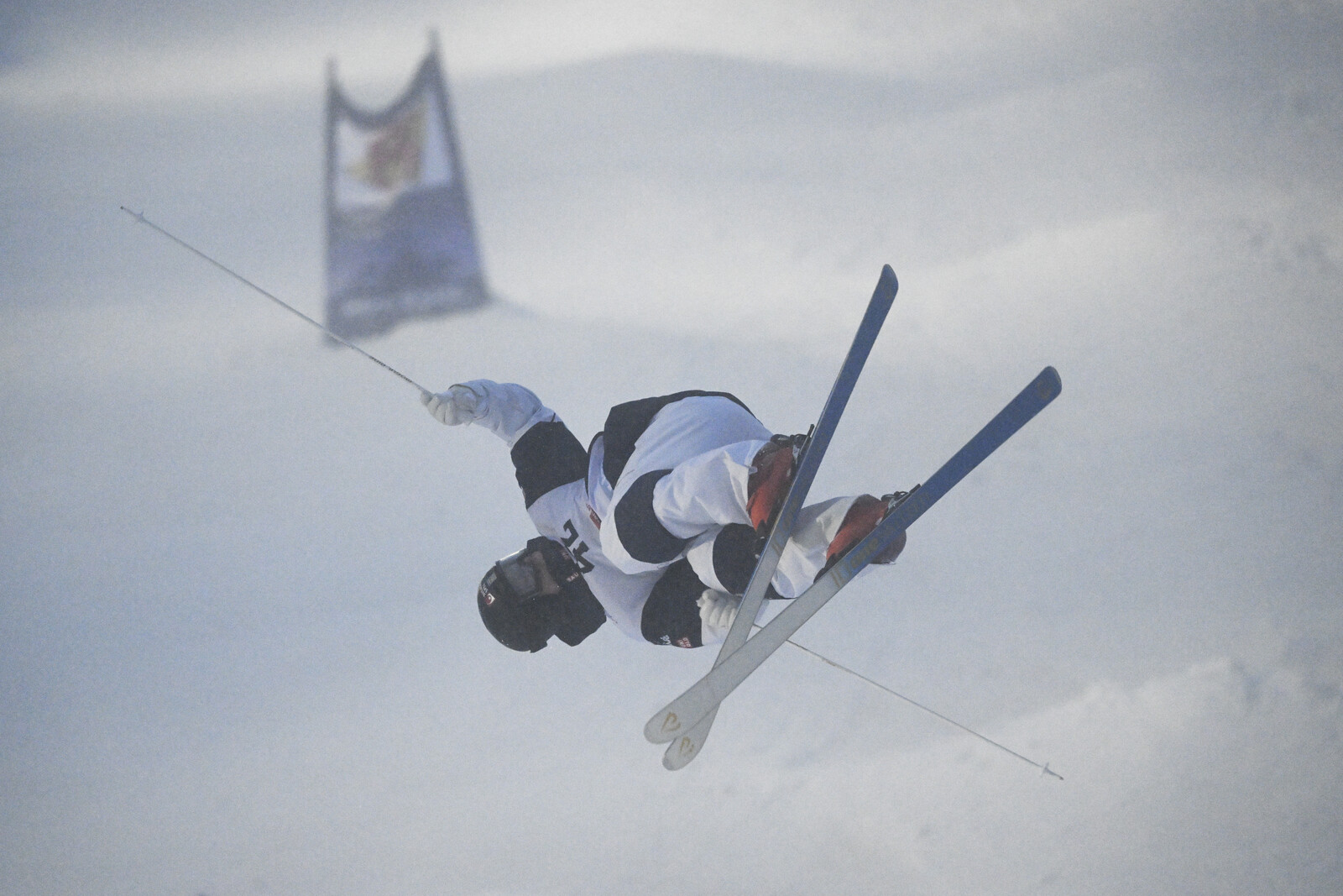 The weather stops World Cup mogul skiing in Idre | Sweden Herald