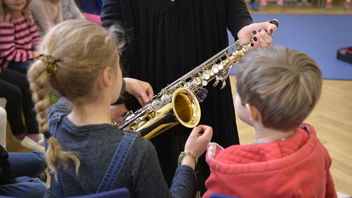 Swedish composers receive almost five million kronor to promote music ...