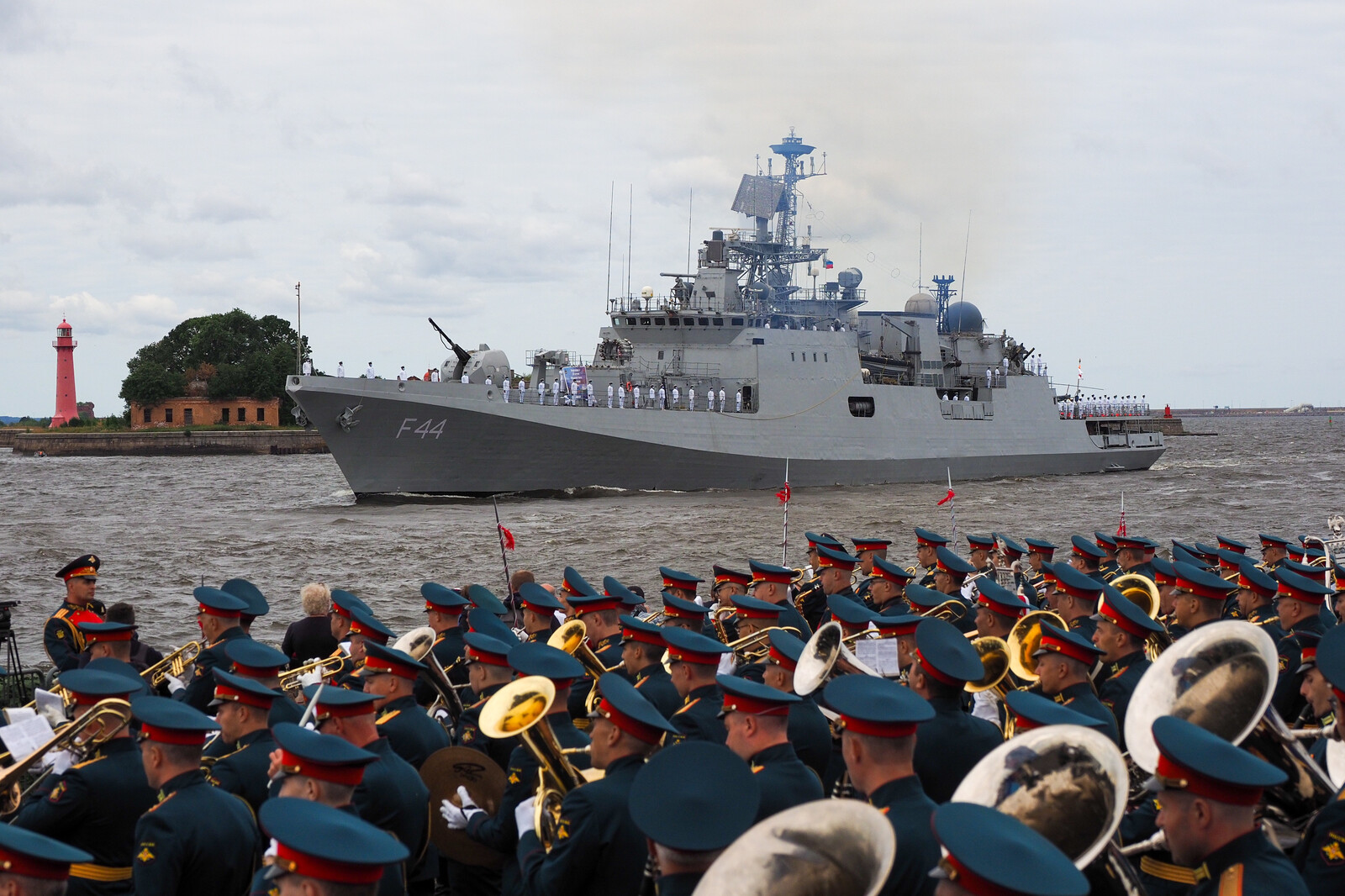Indian Warship INS Tamal Spotted Near Umeå in Gulf of Bothnia | Sweden ...