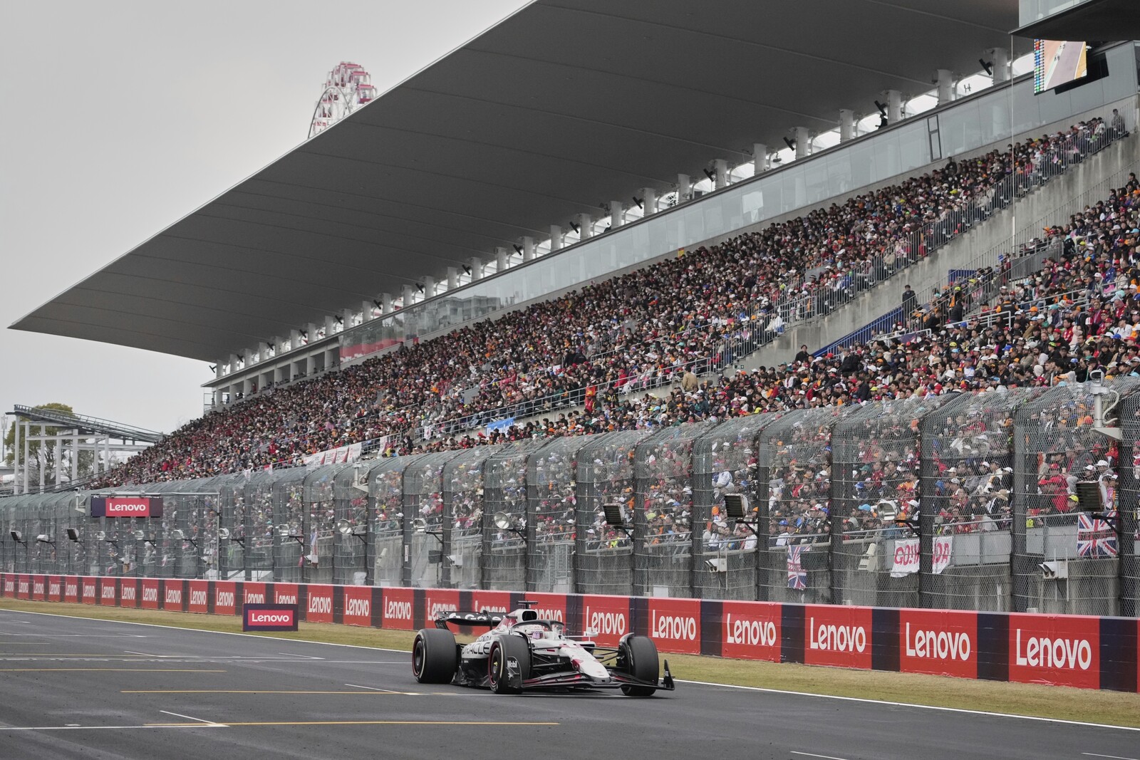 Verstappen Clinches First F1 Victory of the Season at Suzuka | Sweden ...