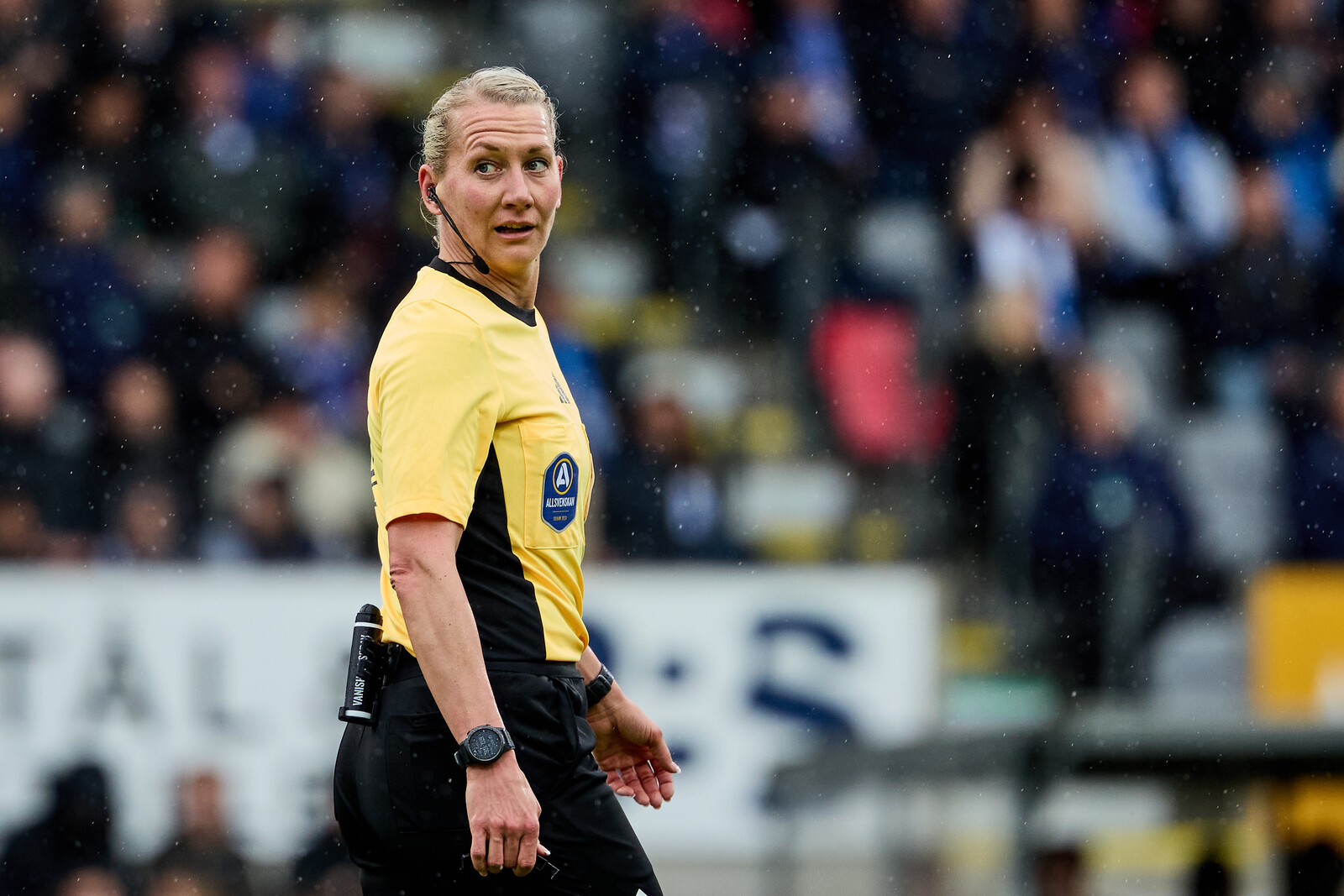 Tess Olofsson Discusses Challenges as a Trailblazing Football Referee ...