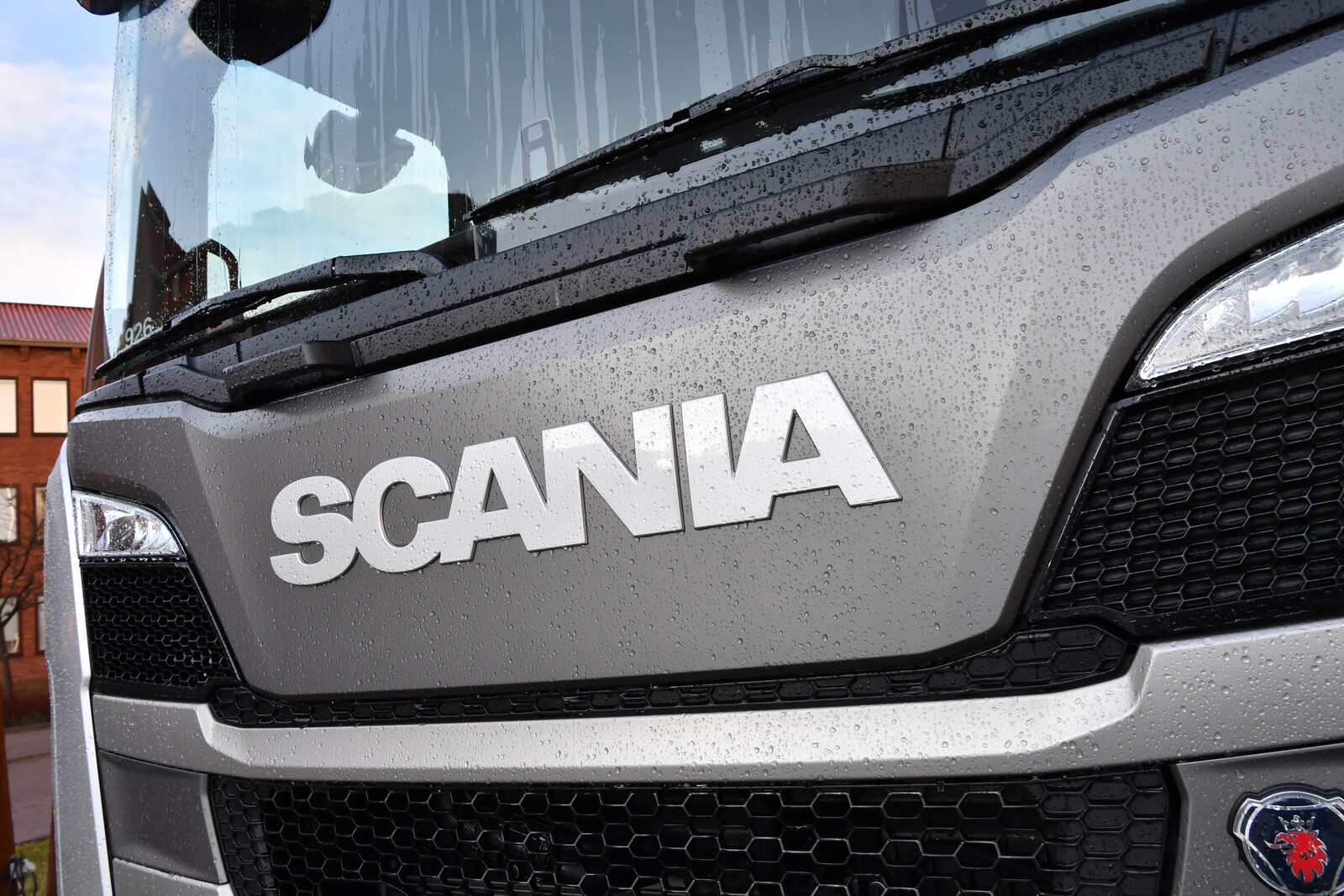 Scania Sales Drop 16 Percent in First Quarter | Sweden Herald