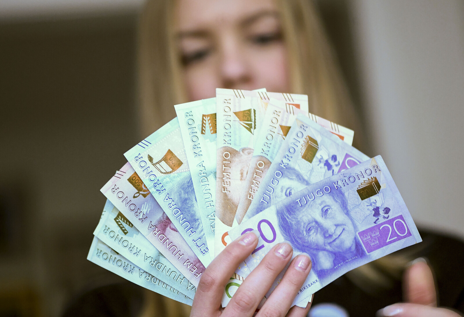 Child Allowance Hits 50-Year Low, Covering Just 25% of Costs | Sweden ...