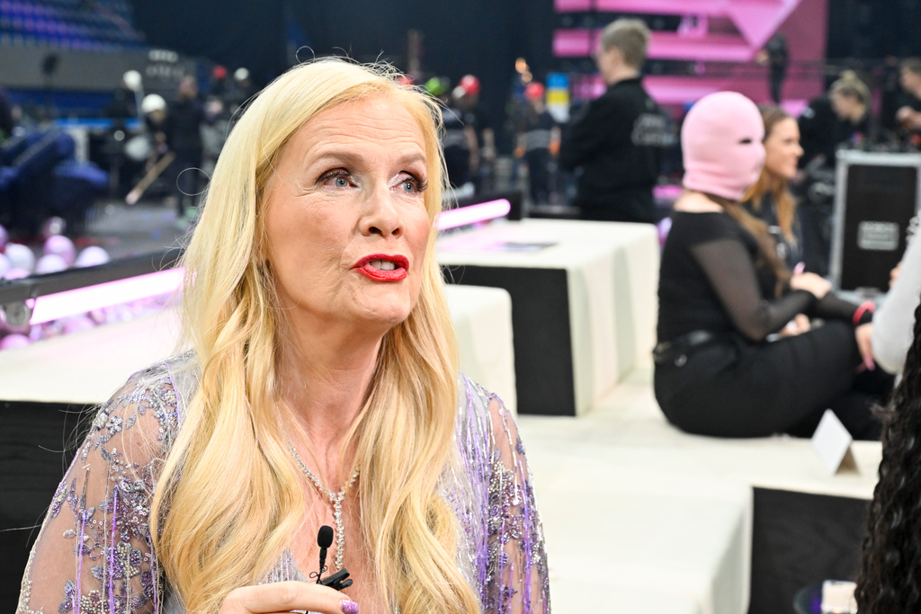 Gunilla Persson: Enough for a Dinner Party | Sweden Herald