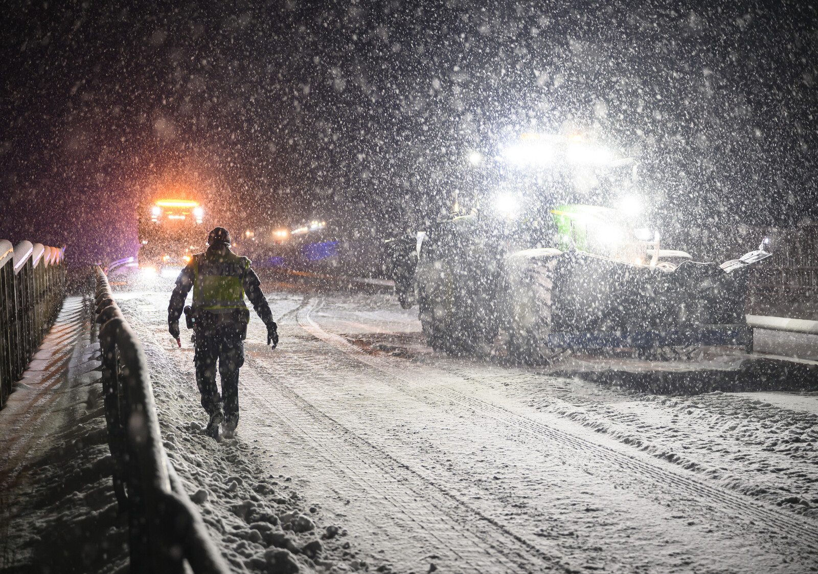 Snow caused major traffic problems | Sweden Herald