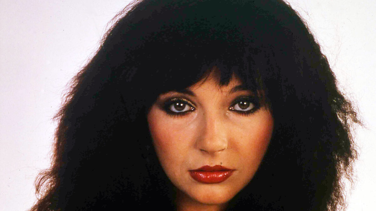 Kate Bush and Artists Unite to Support War-Affected Children | Sweden ...