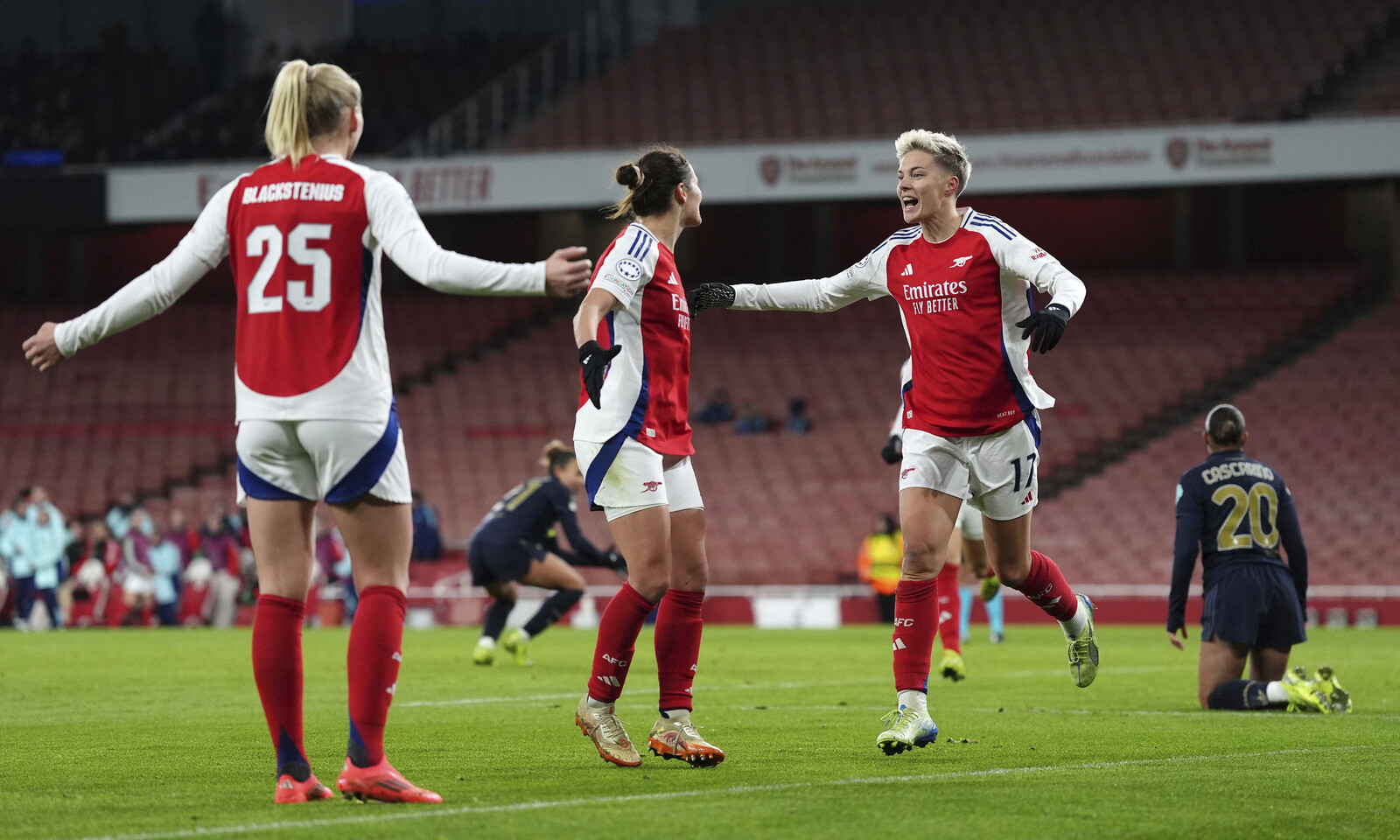 Quick Hero - Arsenal to Quarterfinal | Sweden Herald