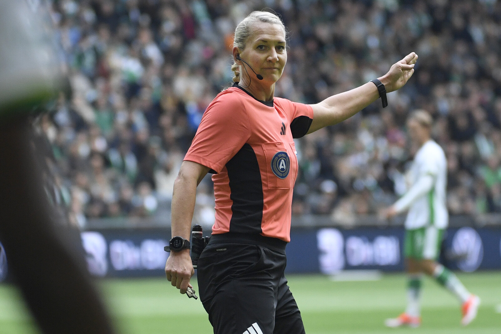 Tess Olofsson advances – regular referee in the top men's division ...