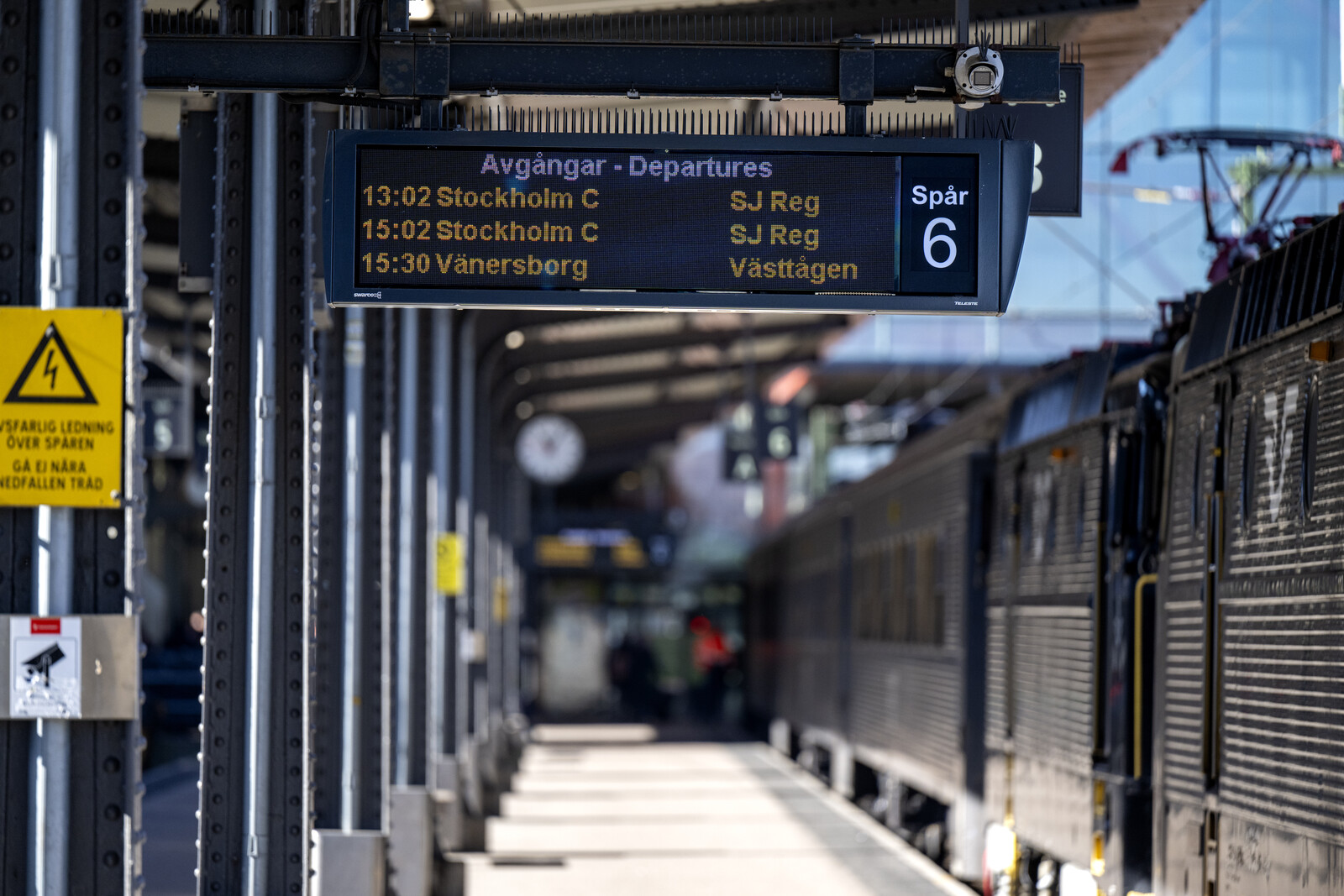 Police Investigate Suspected Sabotage in Western Sweden Cable Breaks ...