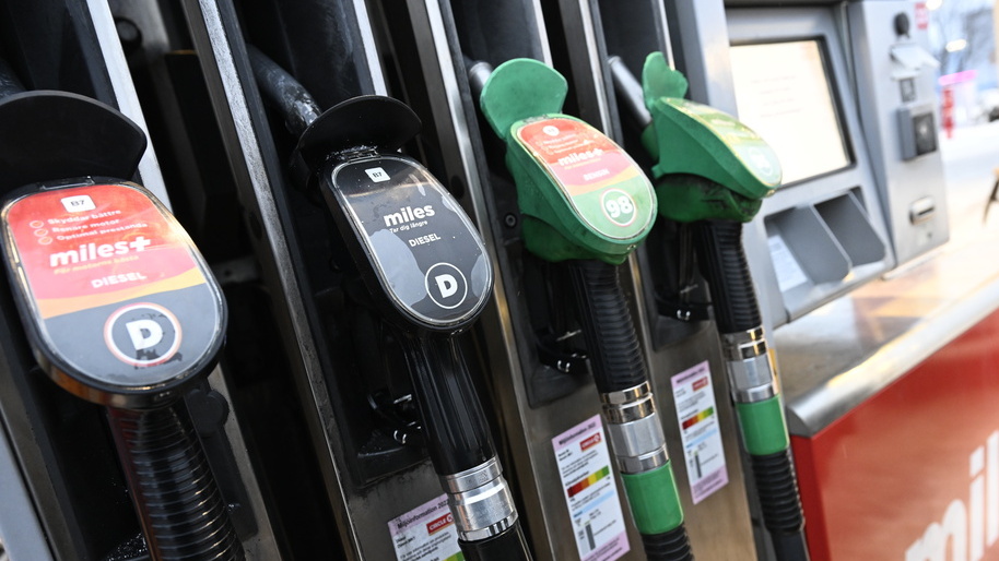 Copied fuel cards - sentenced to prison | Sweden Herald