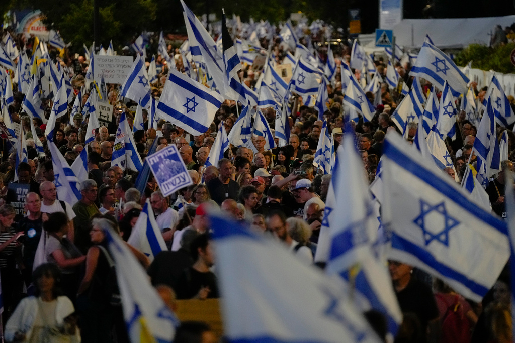 Thousands Protest Against Israeli Government | Sweden Herald