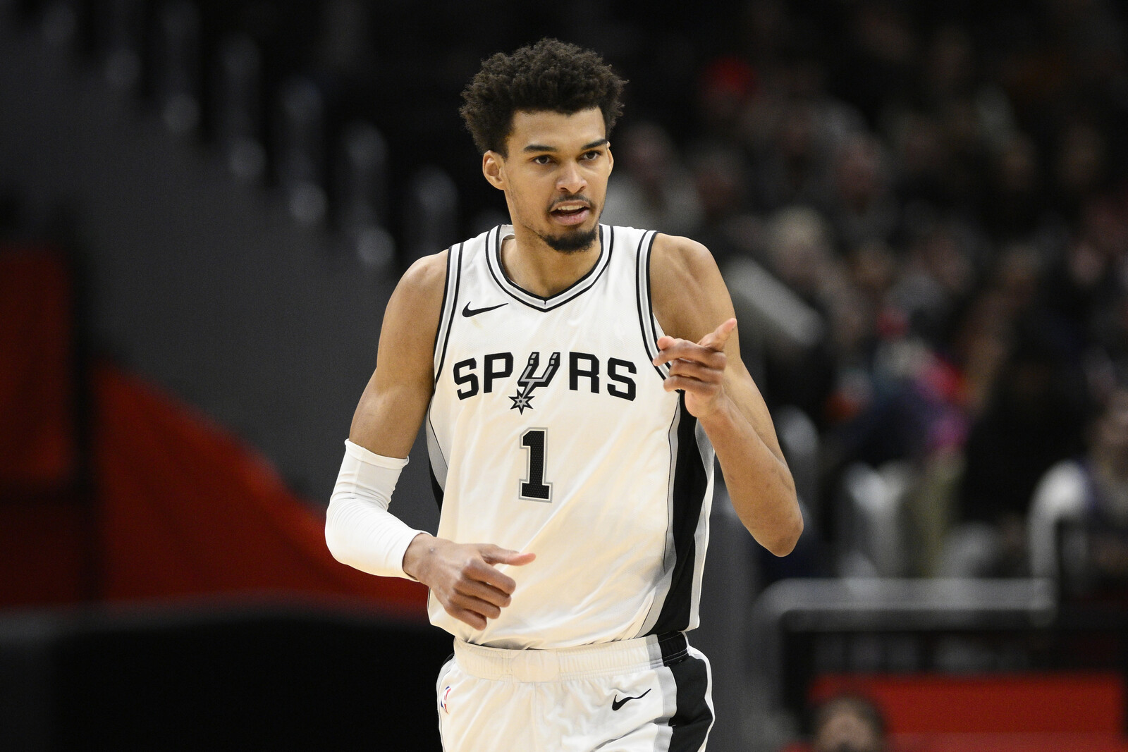 The Blow: Superstar to Miss Regular Season | Sweden Herald