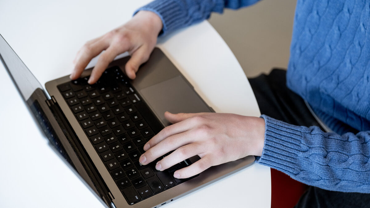 Vision Reports Major Personal Data Leak Affecting 300,000 People ...