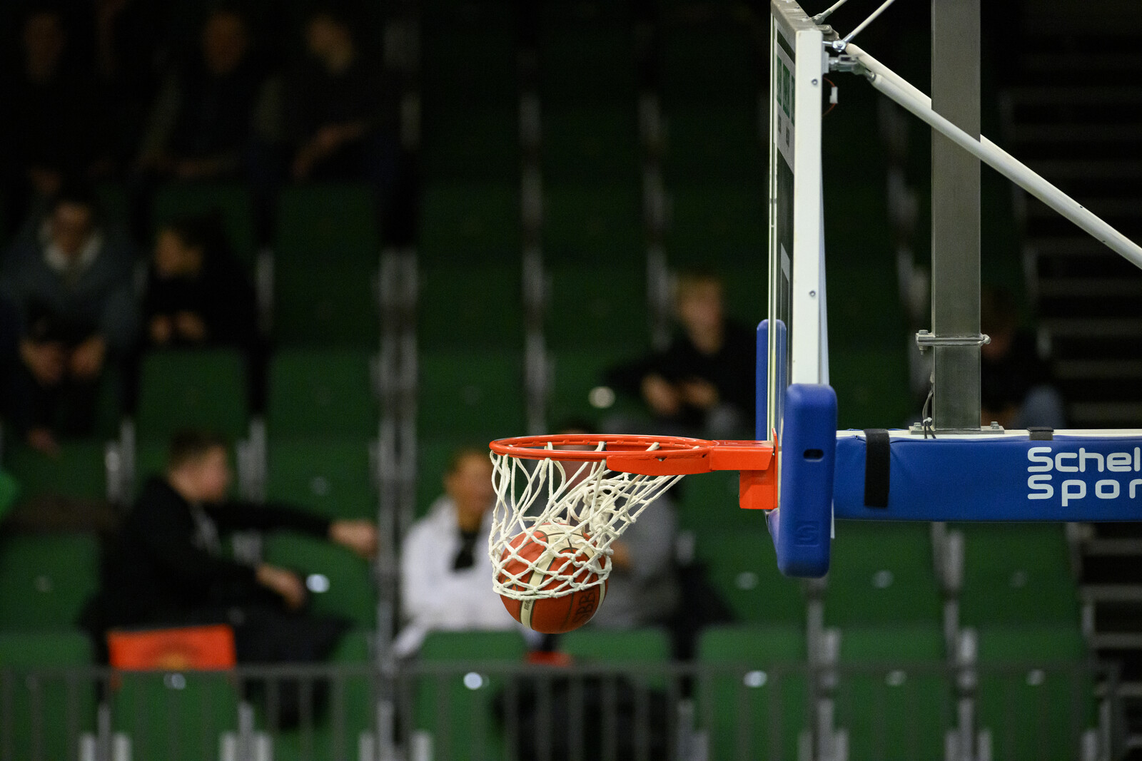Lulea Wins 88-80 to Stay Alive in Basketball Semifinals Against Borås ...