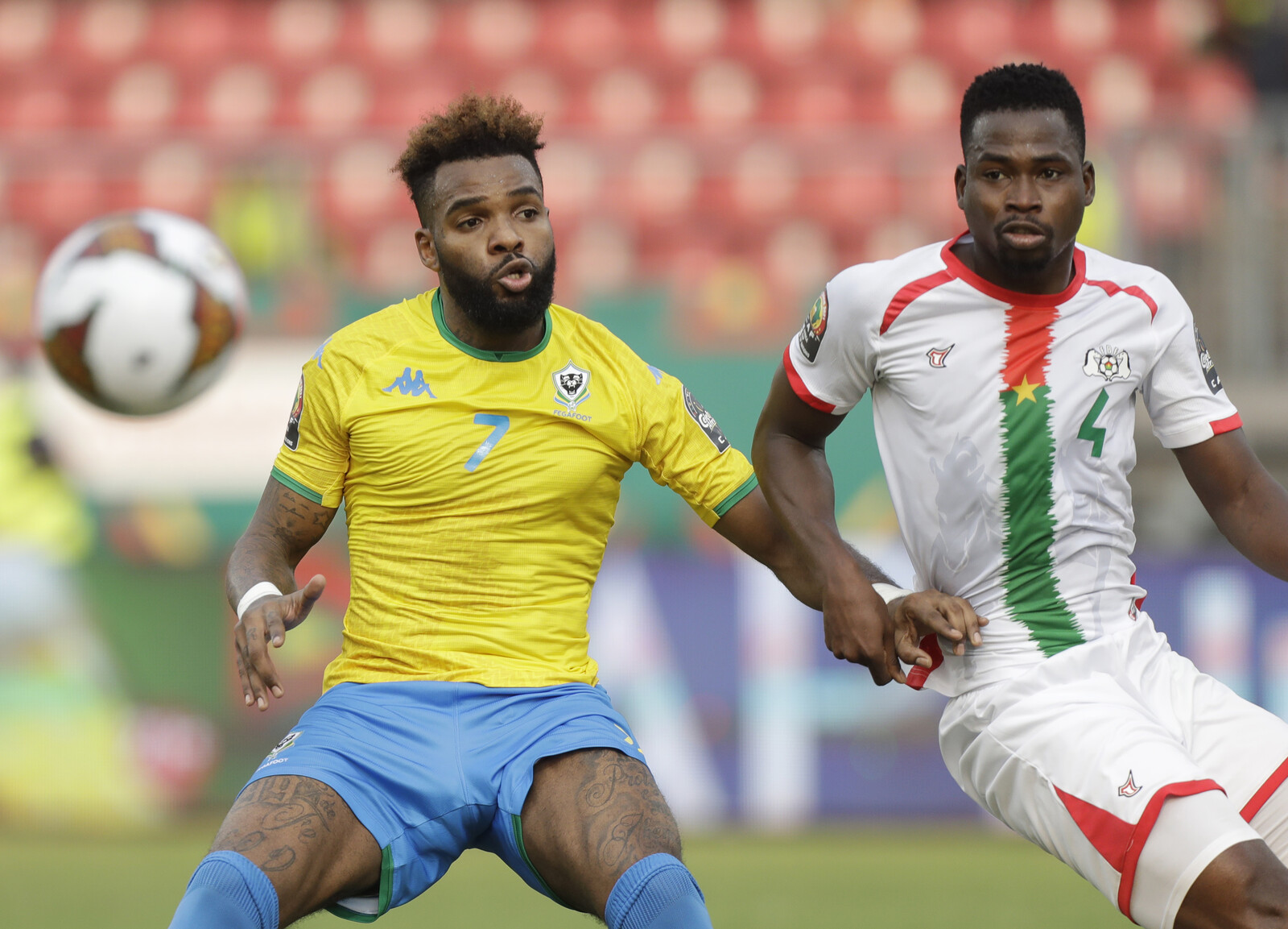 Gabon Footballer Aaron Boupendza Dies After Fall in China | Sweden Herald