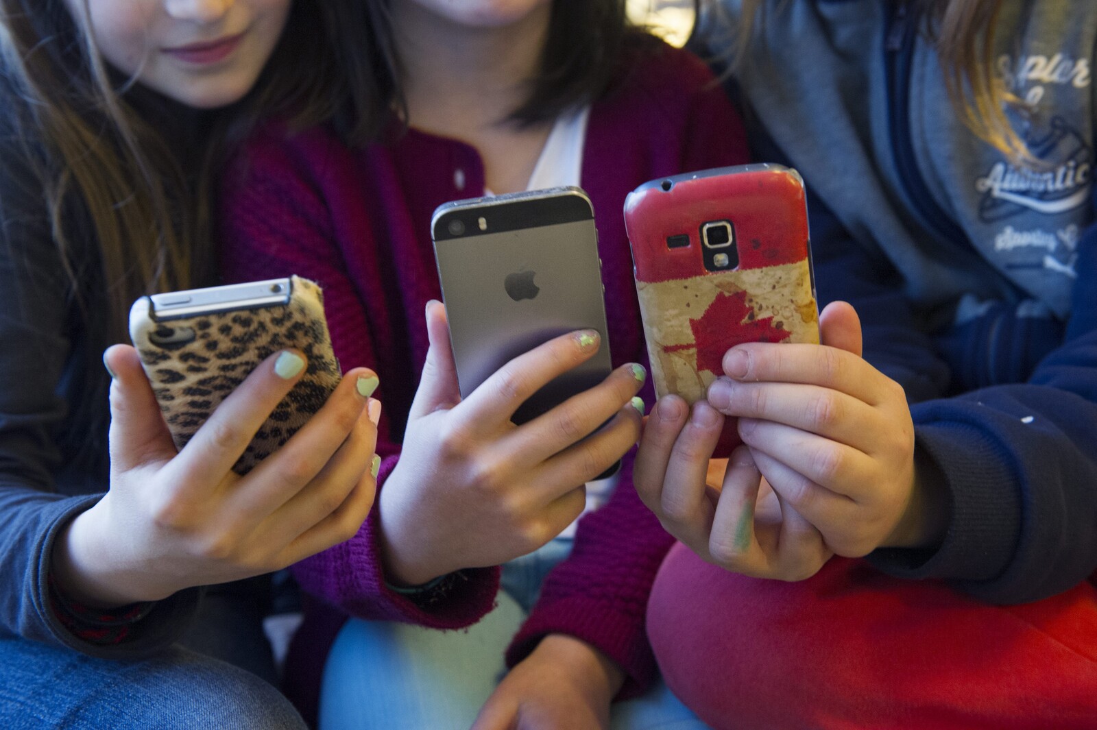 Lawyers Argue Against Confiscating Students' Phones in Schools | Sweden ...