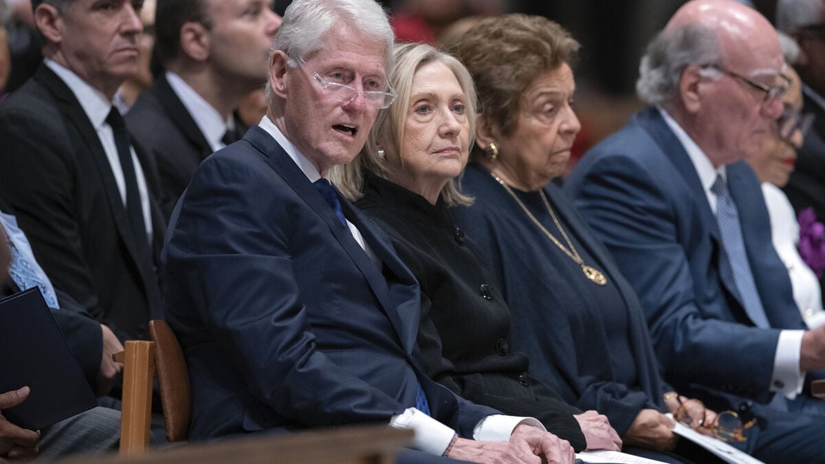 Bill and Hillary Clinton refuse to testify in Epstein investigation ...