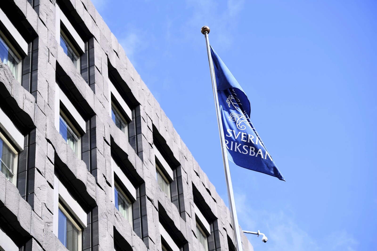 Swedish Central Bank Expected to Lower Interest Rate Wednesday | Sweden ...