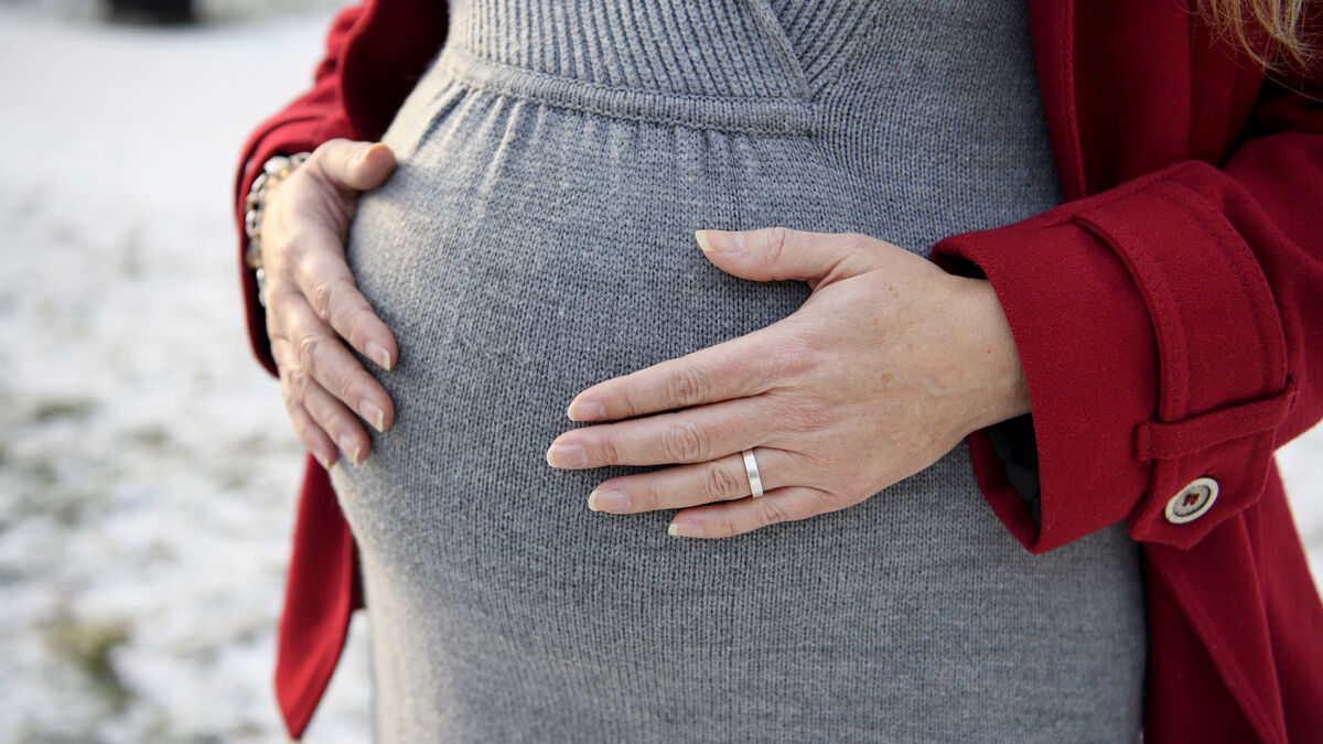 Poor economy hinders young people from having children | Sweden Herald