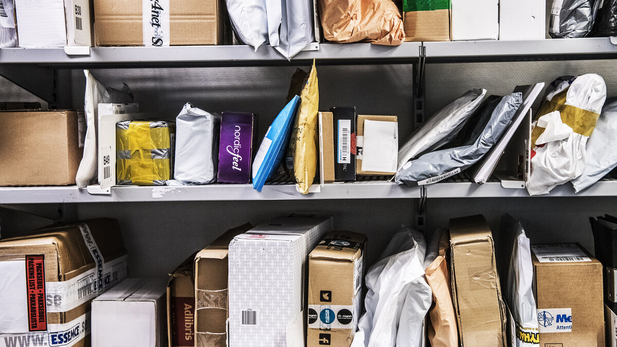Postnord Restarts Package Shipments to USA and Puerto Rico | Sweden Herald