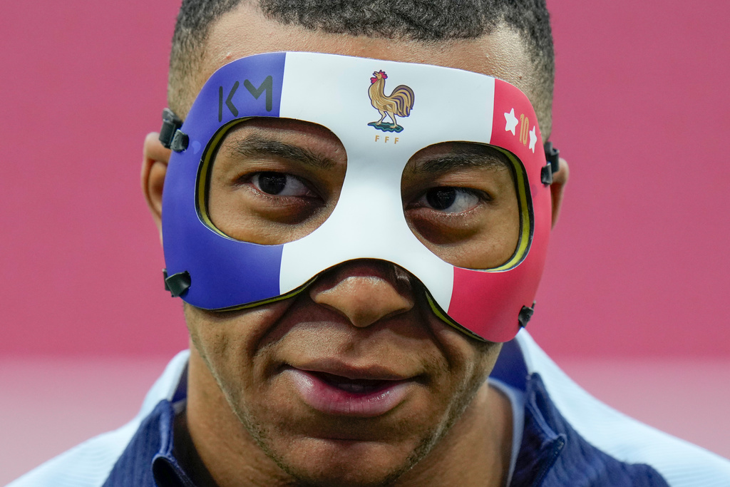 Deschamps hopes for masked Mbappé | Sweden Herald