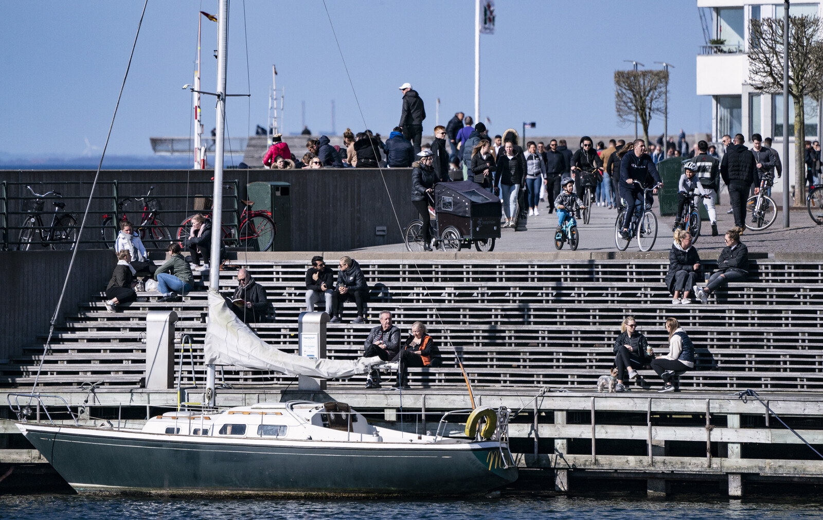 Sunny Sunday Ahead for Sweden with Mild Temperatures and Wind Warnings ...