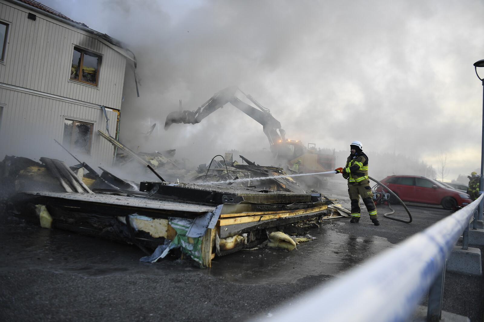 42 evacuated after fire in apartment building | Sweden Herald
