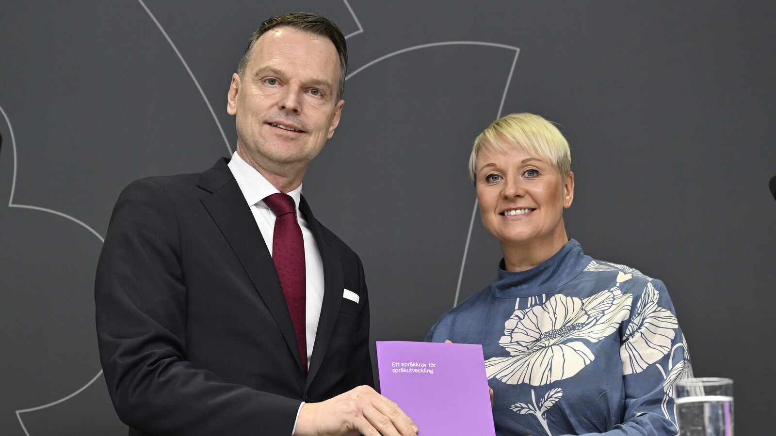No Strict Language Requirement in Elderly Care | Sweden Herald