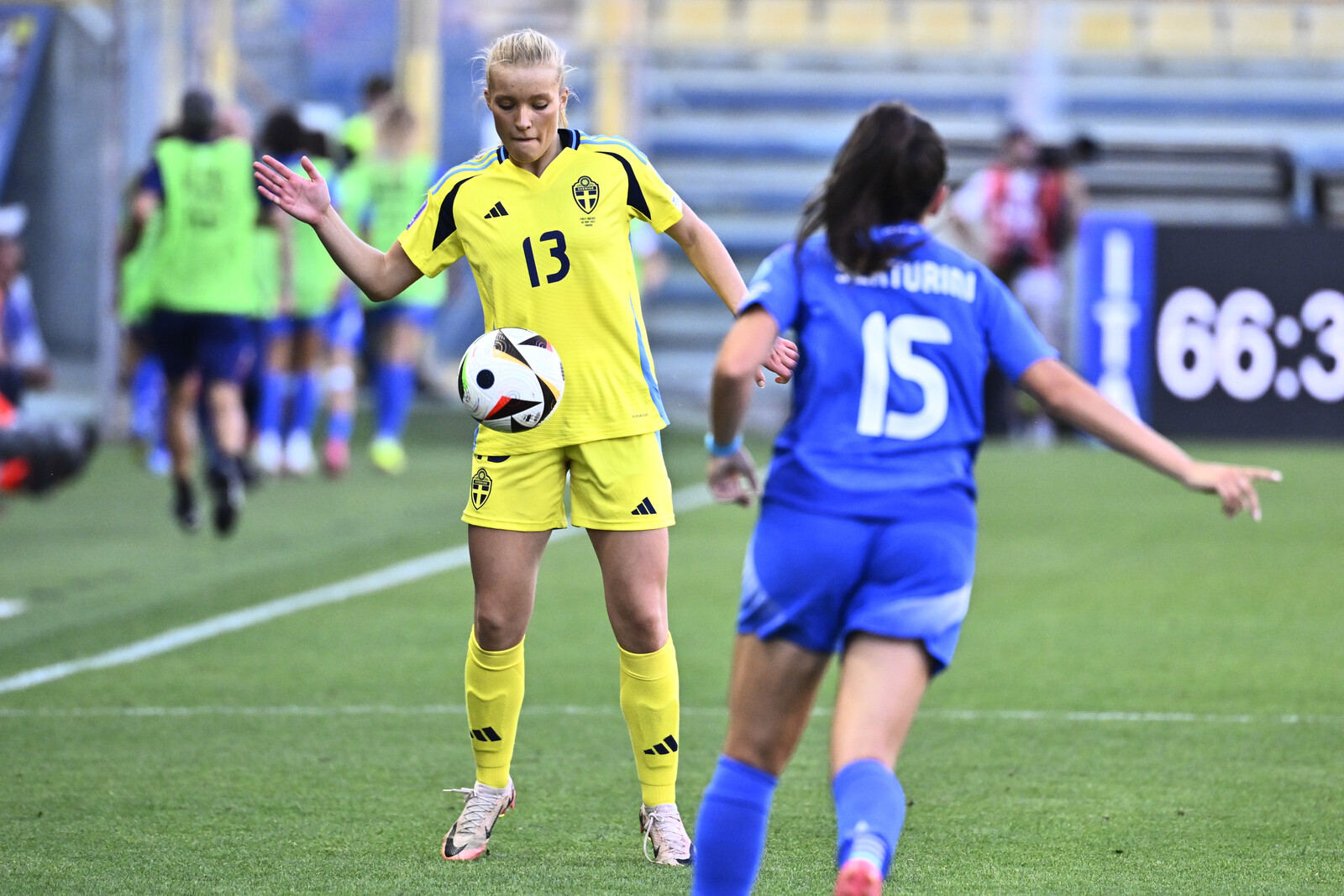 18-Year-Old Smilla Holmberg Joins European Championship Squad | Sweden ...