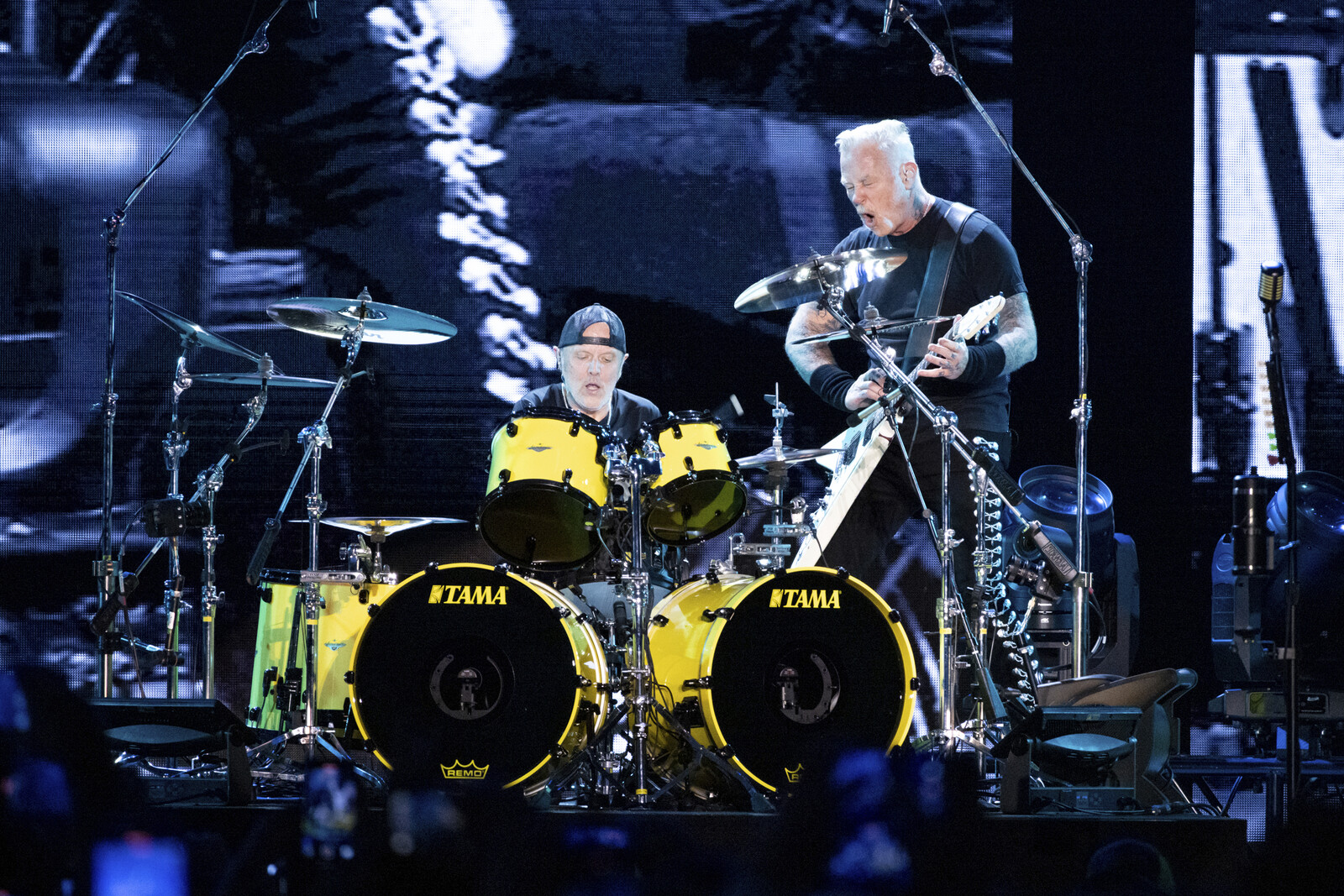 Metallica Concert Shakes Lane Stadium with Seismic Activity | Sweden Herald
